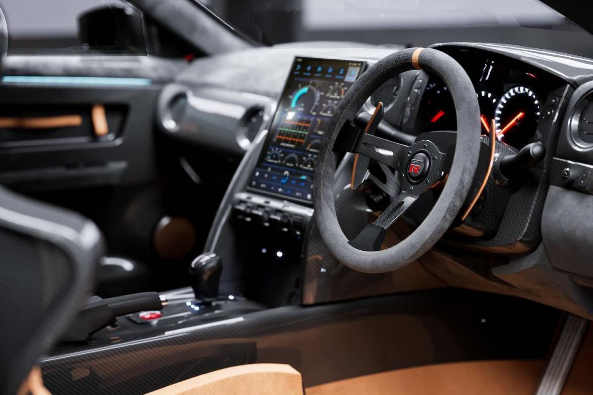 StriveME - إلى عشاق سيارات جي تي آر.. نسخة معدلة هناك 36 سيارة منها فقط